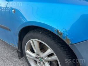 Zils Skoda Roomster 2007 Rīga, ar dzinēja tilpumu 1.90 L un nobraukumu 337 tūkst. km par 1500 €, foto 18 vietnē AUTOMOTO.COM.LV