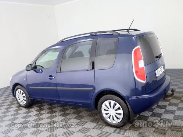 Zils Skoda Roomster 2011 Tallina, ar dzinēja tilpumu 1.60 L un nobraukumu 317 tūkst. km par 1599 €, foto 4 vietnē AUTOMOTO.COM.LV