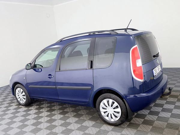 Zils Skoda Roomster 2011 Tallina, ar dzinēja tilpumu 1.60 L un nobraukumu 317 tūkst. km par 1199 €, foto 4 vietnē AUTOMOTO.COM.LV