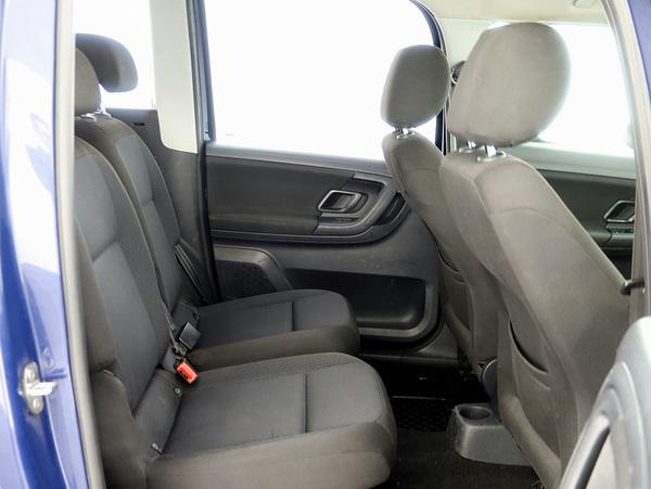 Zils Skoda Roomster 2011 Tallina, ar dzinēja tilpumu 1.60 L un nobraukumu 317 tūkst. km par 1199 €, foto 7 vietnē AUTOMOTO.COM.LV