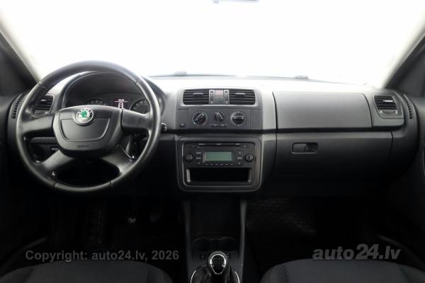 Zils Skoda Roomster 2011 Tallina, ar dzinēja tilpumu 1.60 L un nobraukumu 317 tūkst. km par 999 €, foto 6 vietnē AUTOMOTO.COM.LV