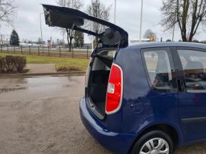 Blue Skoda Roomster 2012 in Riga, with an engine capacity of 1.20 L and mileage of 247 thousand km for 3370 €, photo 17 on AUTOMOTO.COM.LV