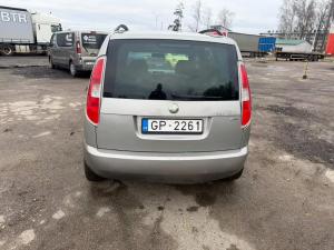 Brown Skoda Roomster 2007 in Riga, with an engine capacity of 1.40 L and mileage of 285 thousand km for 1800 €, photo 5 on AUTOMOTO.COM.LV