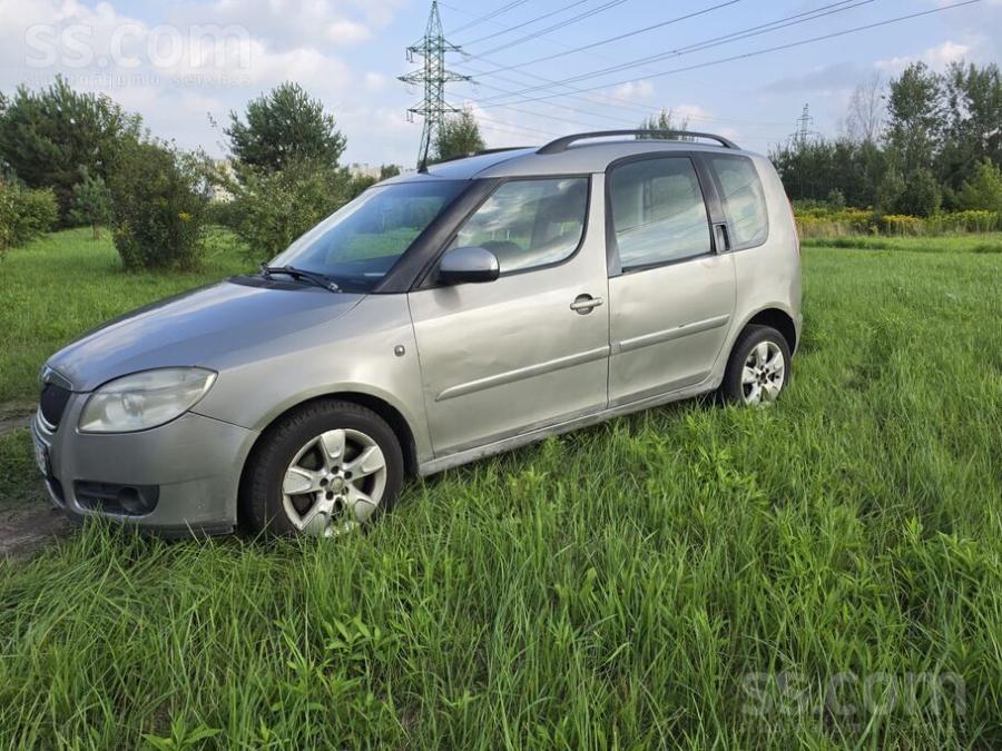 Brūns Skoda Roomster 2007 Rīga, ar dzinēja tilpumu 1.40 L un nobraukumu 430 tūkst. km par 1100 €, foto 5 vietnē AUTOMOTO.COM.LV