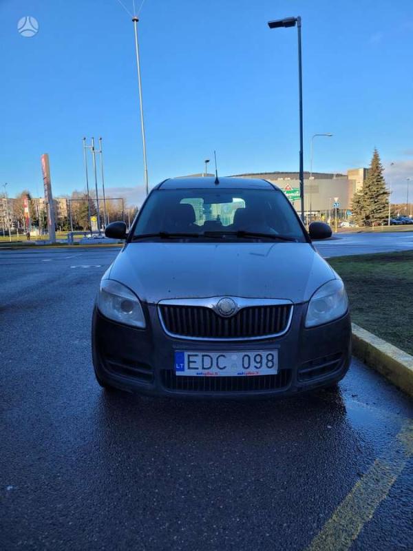 Brūns Skoda Roomster 2008 Panevēža, ar dzinēja tilpumu 1.40 L un nobraukumu 490 tūkst. km par 666 €, foto 6 vietnē AUTOMOTO.COM.LV