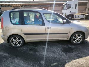 Brūns Skoda Roomster 2007 Rīga, ar dzinēja tilpumu 1.40 L un nobraukumu 433 tūkst. km par 350 €, foto 5 vietnē AUTOMOTO.COM.LV