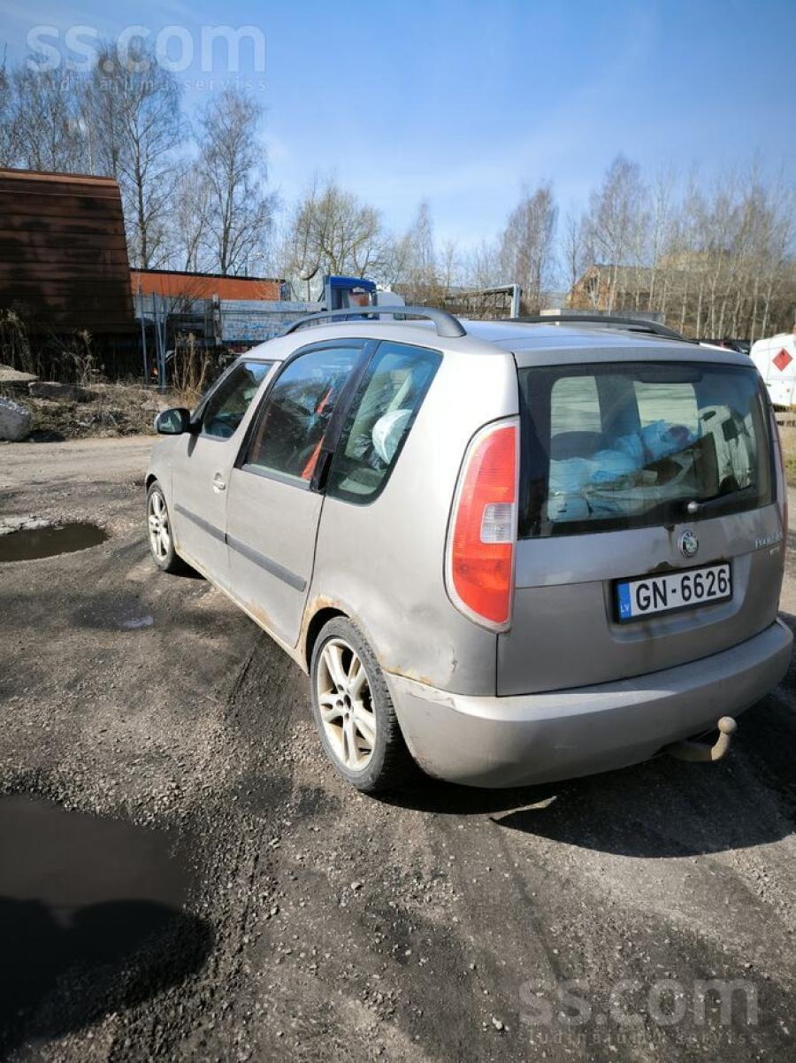 Brūns Skoda Roomster 2007 Rīga, ar dzinēja tilpumu 1.40 L un nobraukumu 433 tūkst. km par 350 €, foto 7 vietnē AUTOMOTO.COM.LV