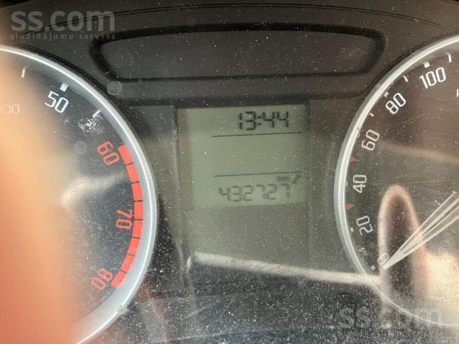 Brūns Skoda Roomster 2007 Rīga, ar dzinēja tilpumu 1.40 L un nobraukumu 433 tūkst. km par 350 €, foto 8 vietnē AUTOMOTO.COM.LV