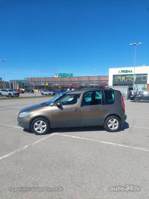 Brūns Skoda Roomster 2013 Tallina, ar dzinēja tilpumu 1.20 L un nobraukumu 192 tūkst. km par 2250 €, foto 6 vietnē AUTOMOTO.COM.LV