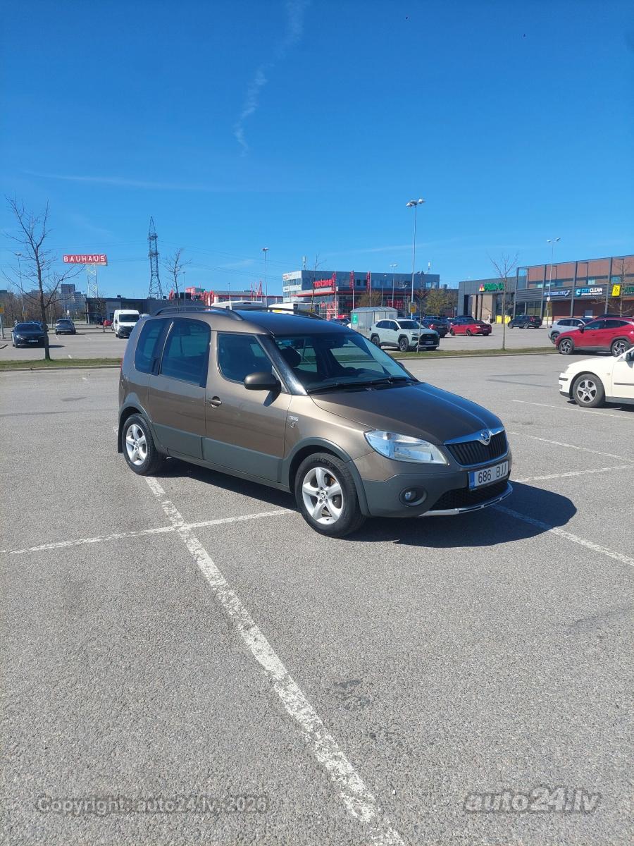 Brūns Skoda Roomster 2013 Tallina, ar dzinēja tilpumu 1.20 L un nobraukumu 192 tūkst. km par 2250 €, foto 8 vietnē AUTOMOTO.COM.LV