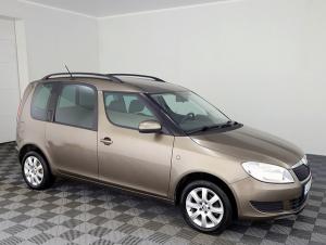 Brown Skoda Roomster 2015 in Tallinn, with an engine capacity of 1.20 L and mileage of 139 thousand km for 2499 €, photo  on AUTOMOTO.COM.LV