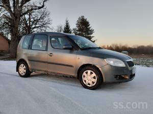 Zaļš Skoda Roomster 2007 Rīga, ar dzinēja tilpumu 1.40 L un nobraukumu 300 tūkst. km par 790 €, foto 2 vietnē AUTOMOTO.COM.LV