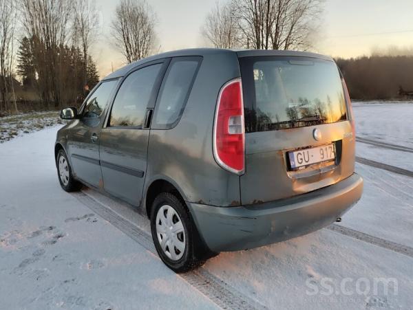 Zaļš Skoda Roomster 2007 Rīga, ar dzinēja tilpumu 1.40 L un nobraukumu 300 tūkst. km par 790 €, foto 3 vietnē AUTOMOTO.COM.LV