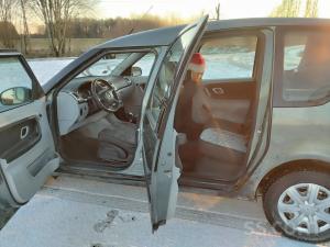 Zaļš Skoda Roomster 2007 Rīga, ar dzinēja tilpumu 1.40 L un nobraukumu 300 tūkst. km par 590 €, foto 6 vietnē AUTOMOTO.COM.LV