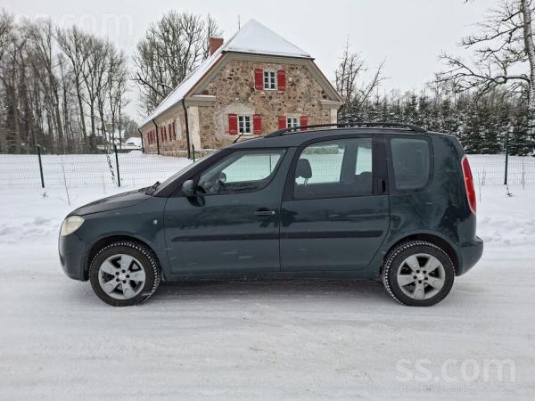 Zaļš Skoda Roomster 2007 Gulbene, ar dzinēja tilpumu 1.90 L un nobraukumu 0 tūkst. km par 1690 €, foto 4 vietnē AUTOMOTO.COM.LV
