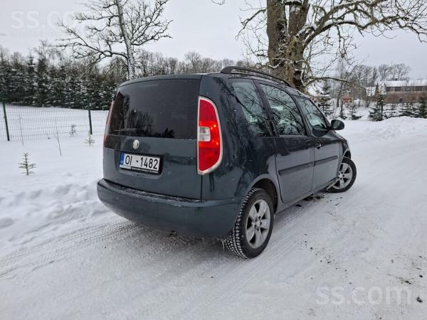 Zaļš Skoda Roomster 2007 Gulbene, ar dzinēja tilpumu 1.90 L un nobraukumu 0 tūkst. km par 1690 €, foto 5 vietnē AUTOMOTO.COM.LV