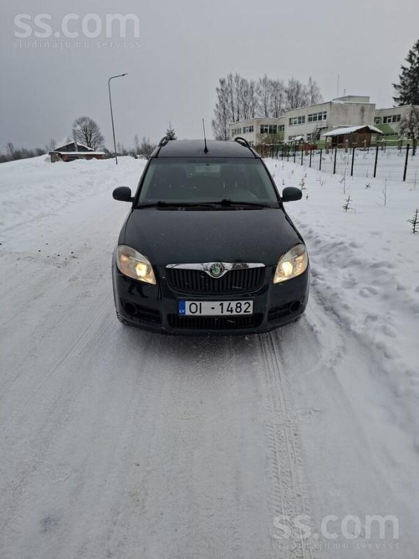Zaļš Skoda Roomster 2007 Gulbene, ar dzinēja tilpumu 1.90 L un nobraukumu 0 tūkst. km par 1690 €, foto 8 vietnē AUTOMOTO.COM.LV