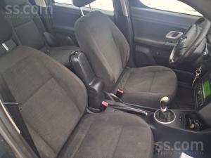Green Skoda Roomster 2007 in Cesis, with an engine capacity of 1.90 L and mileage of 515 thousand km for 1120 €, photo 16 on AUTOMOTO.COM.LV