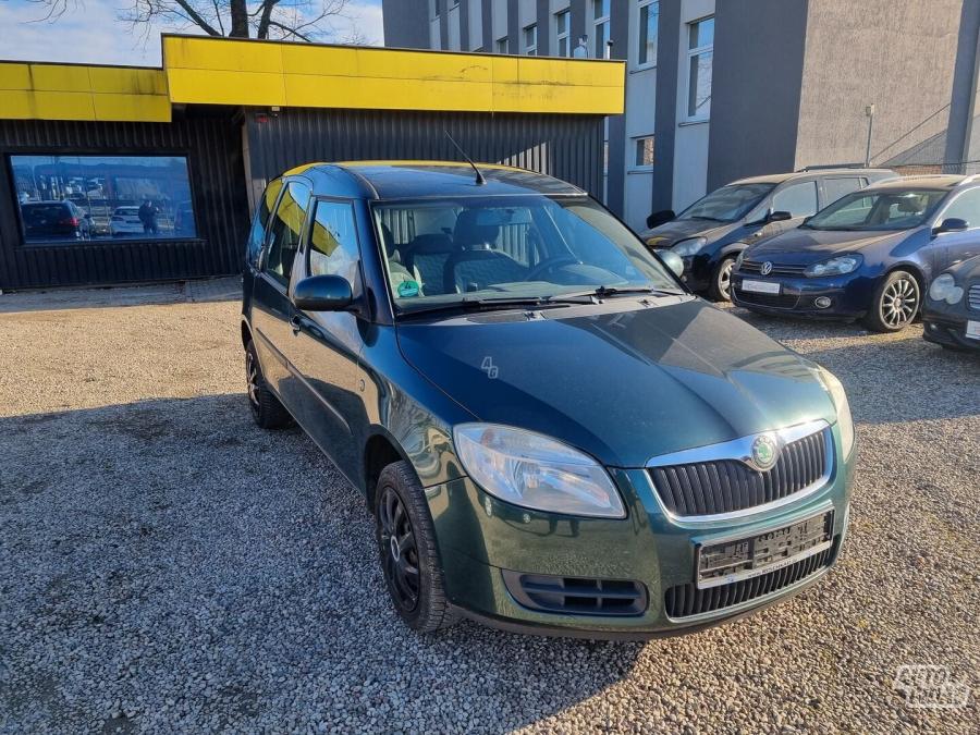 Zaļš Skoda Roomster 2008 Kauņa, ar dzinēja tilpumu 1.40 L un nobraukumu 225 tūkst. km par 1500 €, foto 1 vietnē AUTOMOTO.COM.LV