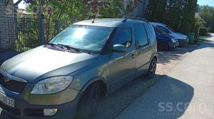 Zaļš Skoda Roomster 2008 Rīga, ar dzinēja tilpumu 1.90 L un nobraukumu 320 tūkst. km par 2250 €, foto 3 vietnē AUTOMOTO.COM.LV