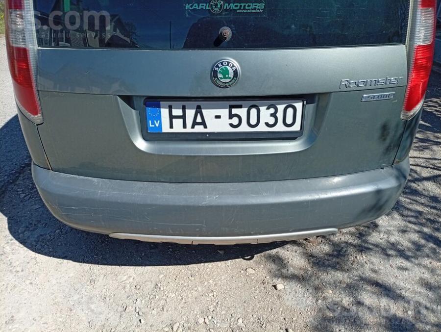 Zaļš Skoda Roomster 2008 Rīga, ar dzinēja tilpumu 1.90 L un nobraukumu 320 tūkst. km par 2250 €, foto 5 vietnē AUTOMOTO.COM.LV