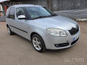 Pelēks Skoda Roomster 2007 Rīga, ar dzinēja tilpumu 1.40 L un nobraukumu 247 tūkst. km par 1970 €, foto 3 vietnē AUTOMOTO.COM.LV