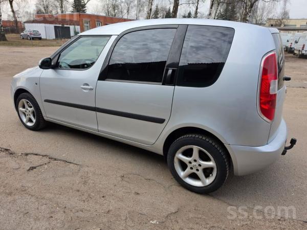 Pelēks Skoda Roomster 2007 Rīga, ar dzinēja tilpumu 1.40 L un nobraukumu 247 tūkst. km par 1970 €, foto 9 vietnē AUTOMOTO.COM.LV