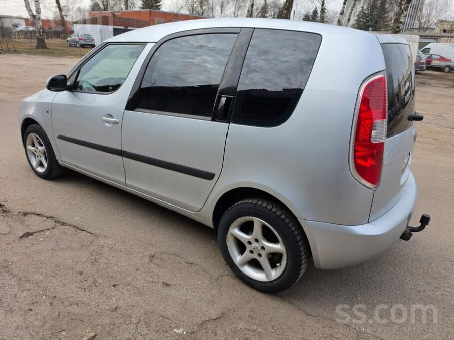 Pelēks Skoda Roomster 2007 Rīga, ar dzinēja tilpumu 1.40 L un nobraukumu 247 tūkst. km par 1970 €, foto 11 vietnē AUTOMOTO.COM.LV