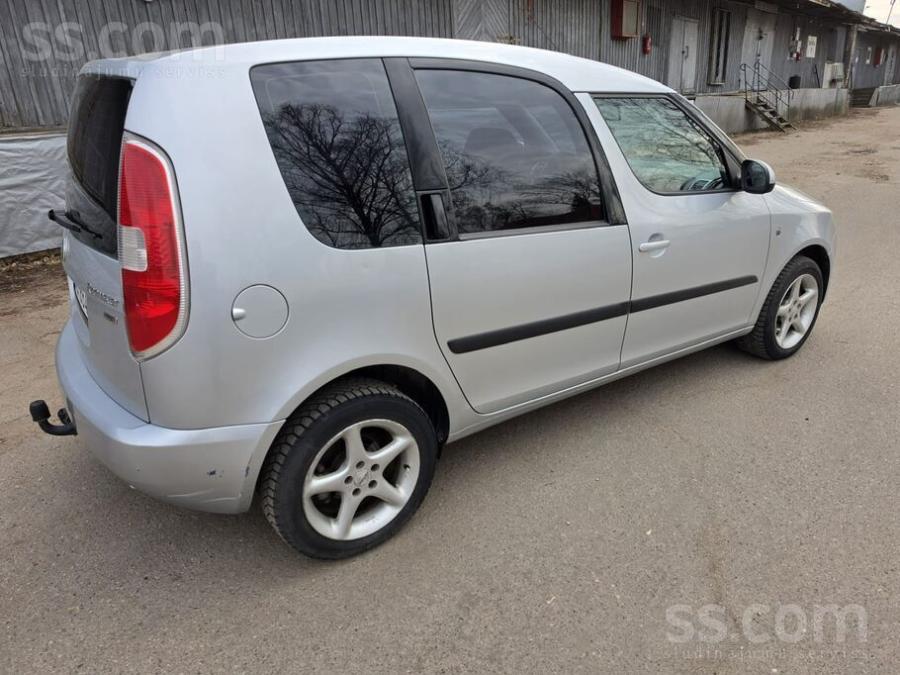 Pelēks Skoda Roomster 2007 Rīga, ar dzinēja tilpumu 1.40 L un nobraukumu 247 tūkst. km par 1970 €, foto 15 vietnē AUTOMOTO.COM.LV