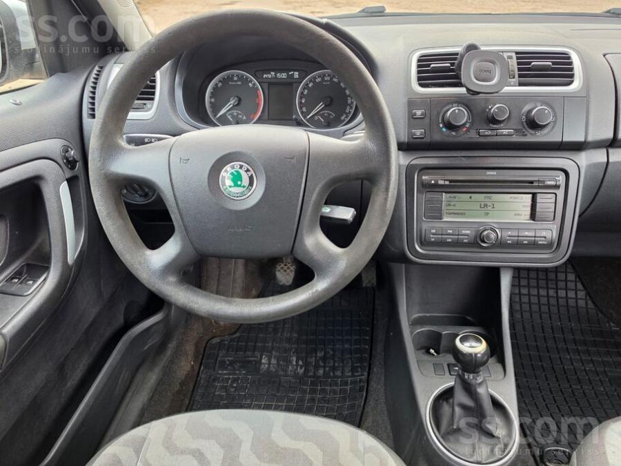 Pelēks Skoda Roomster 2007 Rīga, ar dzinēja tilpumu 1.40 L un nobraukumu 247 tūkst. km par 1970 €, foto 19 vietnē AUTOMOTO.COM.LV