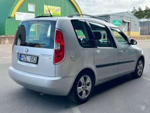 Grey Skoda Roomster 2007 in Panevezys, with an engine capacity of 1.90 L and mileage of 312 thousand km for 1250 €, photo 5 on AUTOMOTO.COM.LV