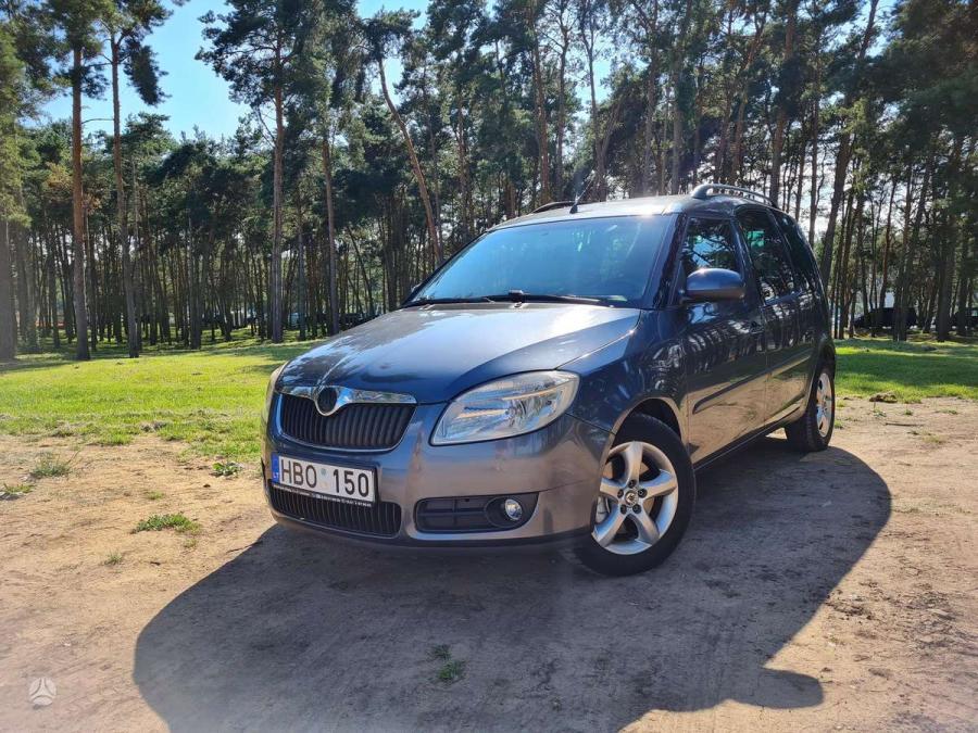 Pelēks Skoda Roomster 2007 Kauņa, ar dzinēja tilpumu 1.42 L un nobraukumu 276 tūkst. km par 1900 €, foto 1 vietnē AUTOMOTO.COM.LV