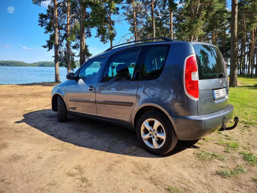 Pelēks Skoda Roomster 2007 Kauņa, ar dzinēja tilpumu 1.42 L un nobraukumu 276 tūkst. km par 1900 €, foto 4 vietnē AUTOMOTO.COM.LV