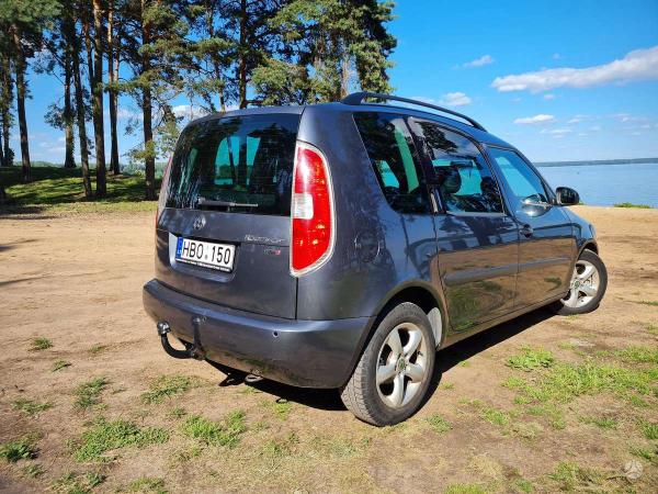Pelēks Skoda Roomster 2007 Kauņa, ar dzinēja tilpumu 1.42 L un nobraukumu 276 tūkst. km par 1900 €, foto 4 vietnē AUTOMOTO.COM.LV