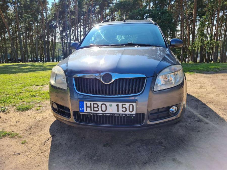 Pelēks Skoda Roomster 2007 Kauņa, ar dzinēja tilpumu 1.42 L un nobraukumu 276 tūkst. km par 1900 €, foto 6 vietnē AUTOMOTO.COM.LV