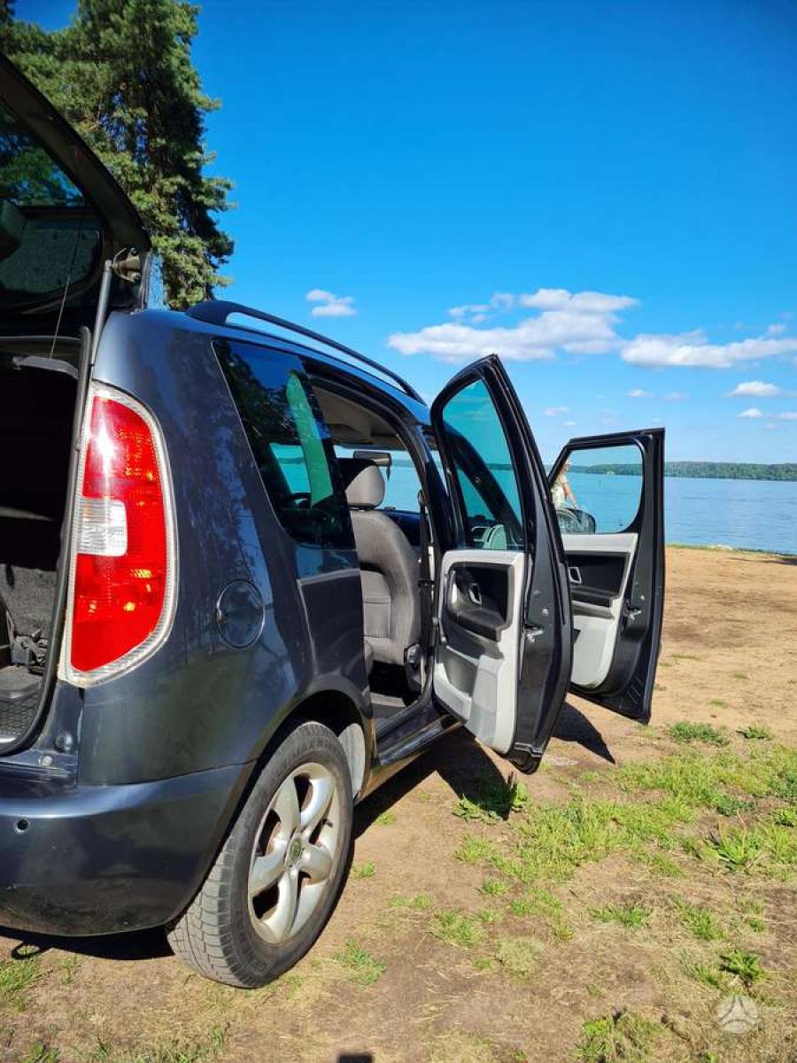 Pelēks Skoda Roomster 2007 Kauņa, ar dzinēja tilpumu 1.42 L un nobraukumu 276 tūkst. km par 1900 €, foto 10 vietnē AUTOMOTO.COM.LV