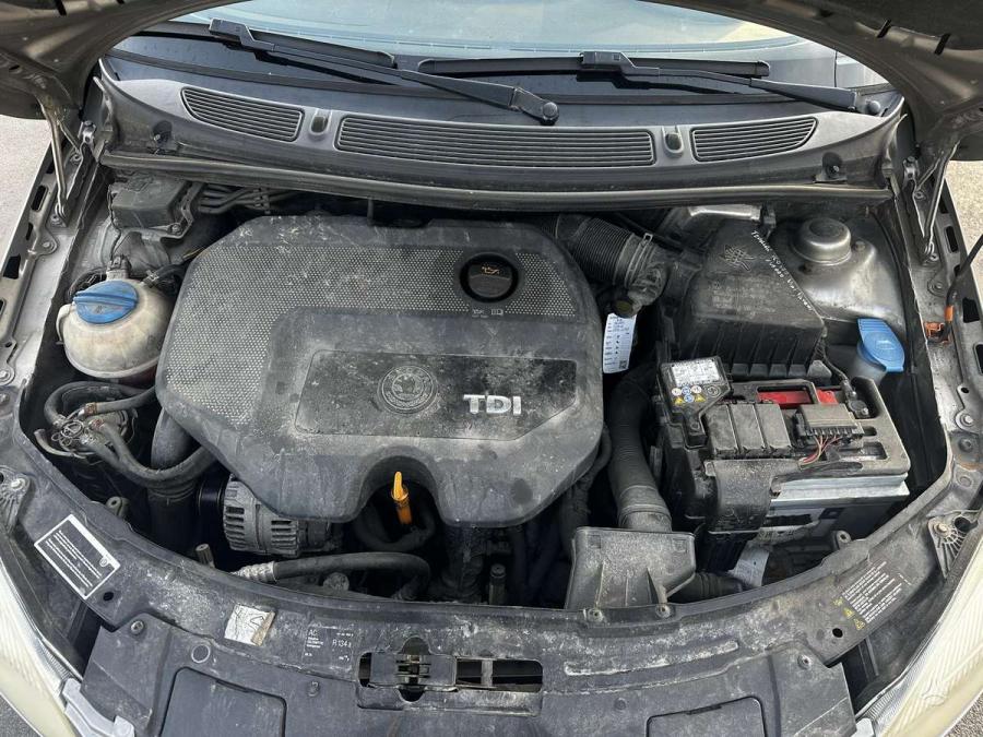 Pelēks Skoda Roomster 2007 Viļņa, ar dzinēja tilpumu 1.90 L un nobraukumu 217 tūkst. km par 899 €, foto 10 vietnē AUTOMOTO.COM.LV