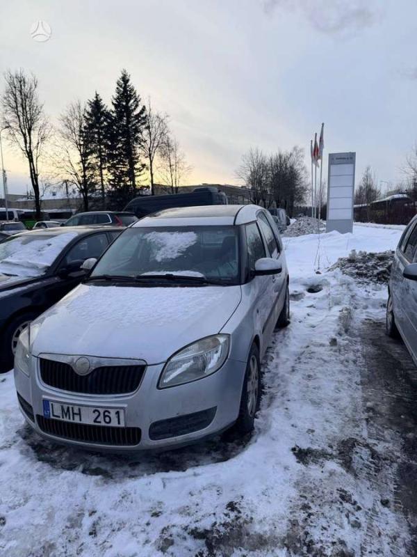 Grey Skoda Roomster 2008 in Vilnius, with an engine capacity of 1.90 L and mileage of 320 thousand km for 1100 €, photo 1 on AUTOMOTO.COM.LV