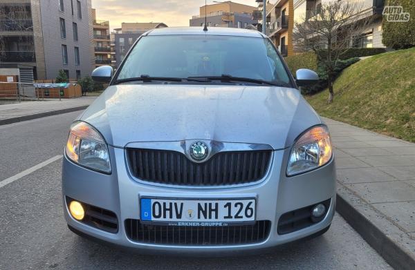 Pelēks Skoda Roomster 2008 Viļņa, ar dzinēja tilpumu 1.60 L un nobraukumu 240 tūkst. km par 1888 €, foto 8 vietnē AUTOMOTO.COM.LV