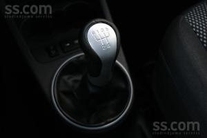 Pelēks Skoda Roomster 2008 Kuldīga, ar dzinēja tilpumu 1.90 L un nobraukumu 277 tūkst. km par 3500 €, foto 12 vietnē AUTOMOTO.COM.LV