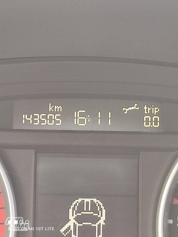 Pelēks Skoda Roomster 2009 Kauņa, ar dzinēja tilpumu 1.60 L un nobraukumu 144 tūkst. km par 2450 €, foto 8 vietnē AUTOMOTO.COM.LV