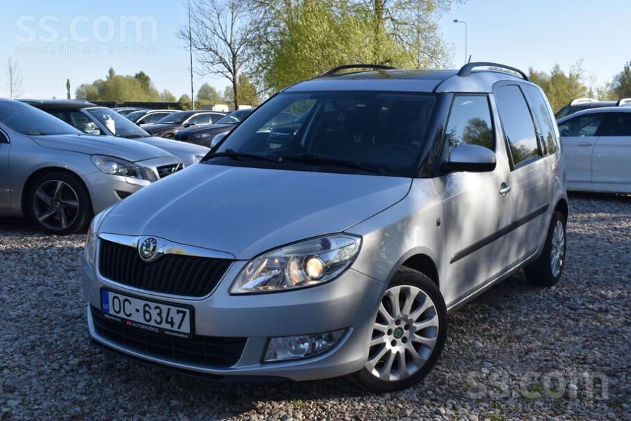 Grey Skoda Roomster 2012 in Kuldiga, with an engine capacity of 1.60 L and mileage of 0 thousand km for 4950 €, photo 1 on AUTOMOTO.COM.LV