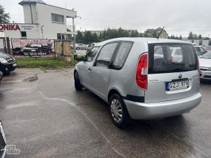 Grey Skoda Roomster 2013 in Siauliai, with an engine capacity of 1.60 L and mileage of 0 thousand km for 1199 €, photo 11 on AUTOMOTO.COM.LV