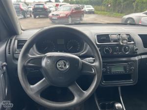Grey Skoda Roomster 2013 in Siauliai, with an engine capacity of 1.60 L and mileage of 0 thousand km for 1199 €, photo 14 on AUTOMOTO.COM.LV