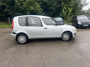 Grey Skoda Roomster 2013 in Siauliai, with an engine capacity of 1.60 L and mileage of 0 thousand km for 1199 €, photo 8 on AUTOMOTO.COM.LV