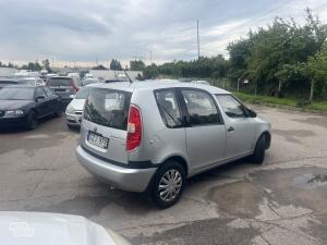 Pelēks Skoda Roomster 2013 Šauļi, ar dzinēja tilpumu 1.60 L un nobraukumu 207 tūkst. km par 1749 €, foto 5 vietnē AUTOMOTO.COM.LV