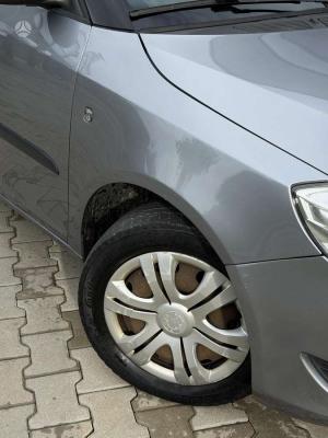 Grey Skoda Roomster 2013 in Vilnius, with an engine capacity of 1.60 L and mileage of 289 thousand km for 2990 €, photo 18 on AUTOMOTO.COM.LV