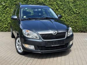 Grey Skoda Roomster 2015 in Vilkaviskis, with an engine capacity of 1.60 L and mileage of 212 thousand km for 3750 €, photo 3 on AUTOMOTO.COM.LV
