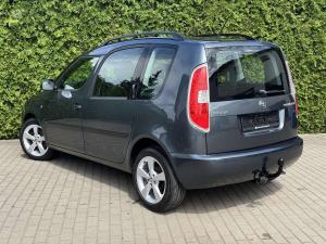 Grey Skoda Roomster 2015 in Vilkaviskis, with an engine capacity of 1.60 L and mileage of 212 thousand km for 3750 €, photo 7 on AUTOMOTO.COM.LV