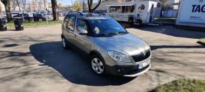 Pelēks Skoda Roomster 2012 Liepāja, ar dzinēja tilpumu 1.60 L un nobraukumu 466 tūkst. km par 4400 €, foto 3 vietnē AUTOMOTO.COM.LV